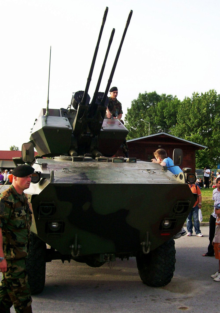 대공미사일을 장착한 세르비아 BOV-3 HS M09 복합식 자주 대공포 시스템 - ………지상 무기/장비 - Daum 밀리터리 매니아