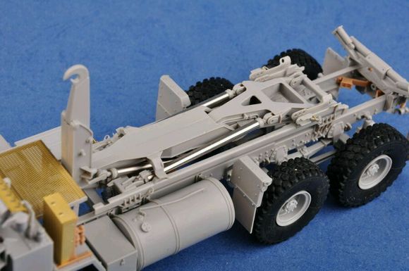 M1120 HEMTT Load Handing System (LHS) #01053 [1/35th Trumpeter Made in ...