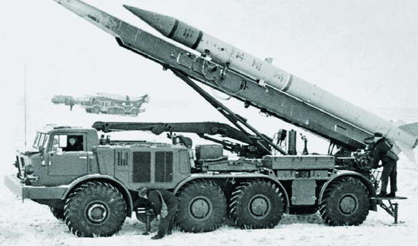 Russian 9P113 TEL w/9M21 Rocket of 9K52 Luna-M Short-range artillery ...