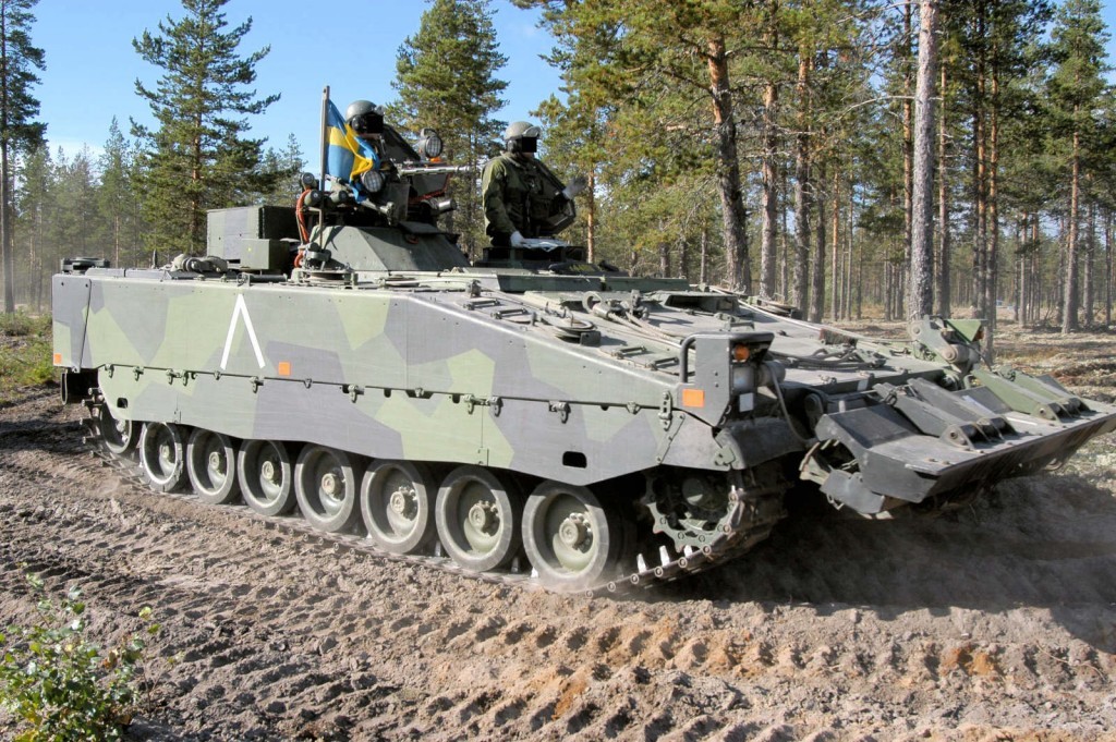 보병전투차의 새로운 개념을 도입한 CV90 IFV PT1 - Ⅱ 정보 & 자료실 - 미라지의 콤프방