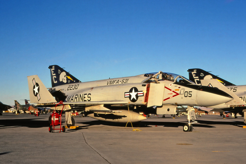 USMC F-4B/N VMFA-531 "Gray Ghosts " 한정판 #12315 [1/48 th ACADEMY MADE IN ...