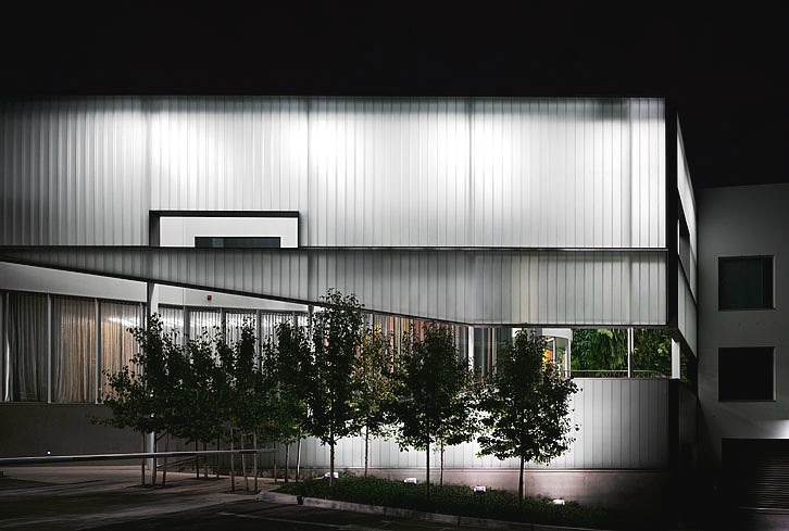 LINIT U-Glass의 White Color가 조명에 의한 야경 효과가 돋보입니다. - 건축이야기 - LINIT KOREA ...