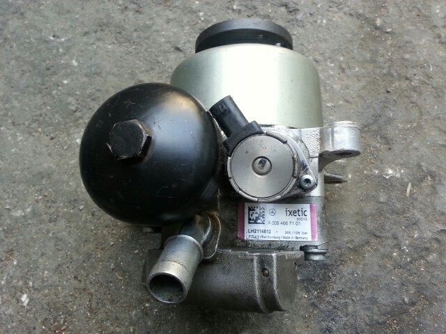 벤츠 W221 S600 S65 C216 CL600 CL65 ABC파워펌프 Mercedes W221 W216 S600 S65 ...