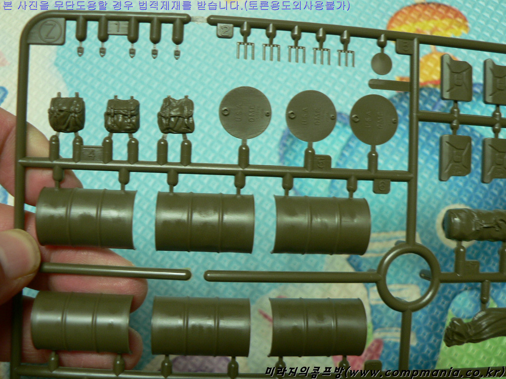 U.S 2 1/2 Ton 6x6 Cargo Truck Red Ball Express #89648 [1/35 TAMIYA MADE ...