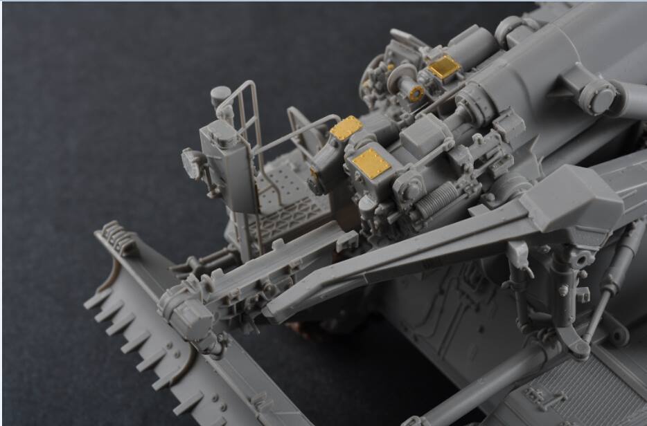 Soviet 2S7M Self-Propelled Gun #05592 [1/35th Trumpeter Made in China ...