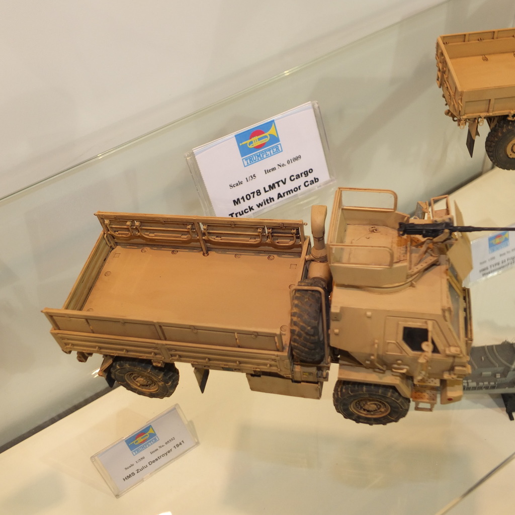 M1078 LMTV(ARMOR CAB) #01009 [1/35 TRUMPETER MADE IN CHINA] PT3 - Ⅱ AFV ...