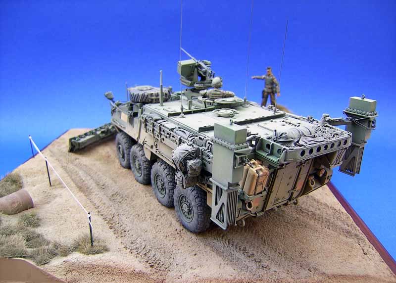 M1132 Stryker Engineer Squad Vehicle w/LWMR-Mine Roller/SOB #01574 [1/ ...