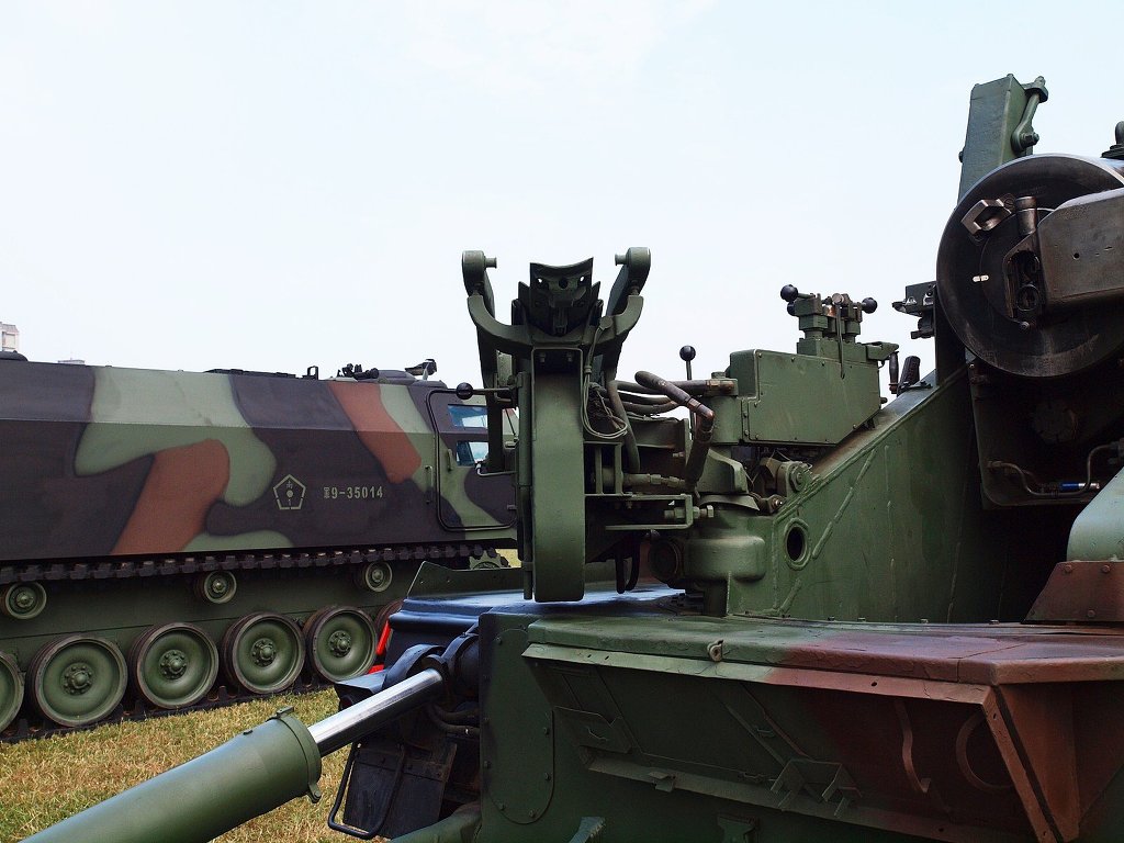 M107& M110 자주포 (self-propelled gun) 디테일 사진들..Pt3 - Ⅱ 정보 & 자료실 - 미라지의 콤프방