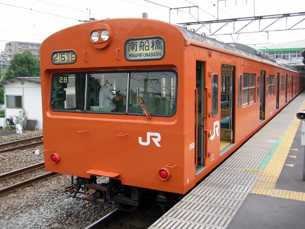 [통근형] 103계 - (1) 기술적 사양과 국철시대 운용 - 일본철도차량도감(JR) - 일본철도연구회