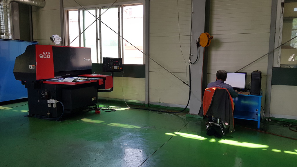 충청남도 천안시 / 00레이저테크 / 아마다 탭핑기 CTS-900 용 프로그램 (act/cut CAM S/W) - [ 엑트컷 ...