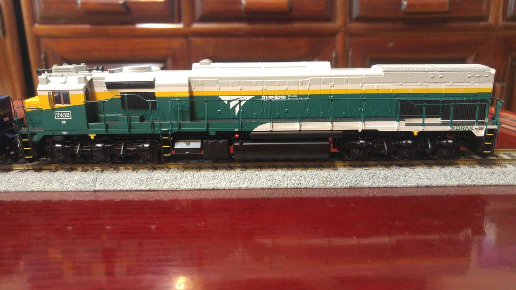 EMD GT26CW-2 #7432 + #7382 디젤전기기관차 - ⓒ 철도수집 - Rail+ 철도동호회