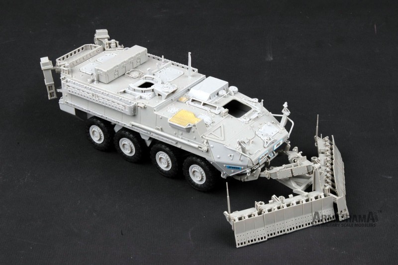 M1132 Stryker Engineer Squad Vehicle w/LWMR-Mine Roller/SOB #01574 [1/ ...