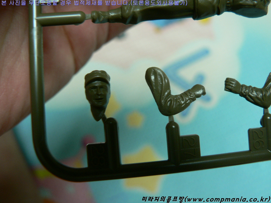 U.S 2 1/2 Ton 6x6 Cargo Truck Red Ball Express #89648 [1/35 TAMIYA MADE ...