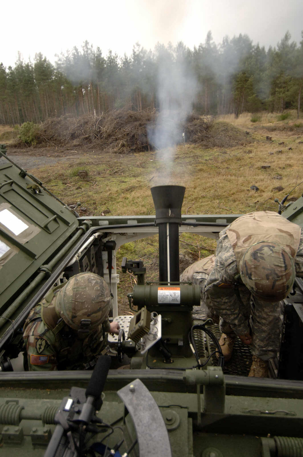 미육군 M1129 Stryker Mortar Carrier - Ⅱ 정보 & 자료실 - 미라지의 콤프방