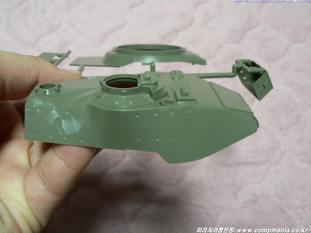 U.S. LIGHT TANK M41A3 WALKER BULLDOG #13285 [1/35 th ACADEMY MADE IN ...
