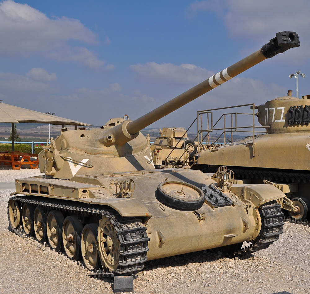 French Light Tank AMX-13/90 # 2037 [1/35h Takom Made in China] - Ⅱ AFV ...