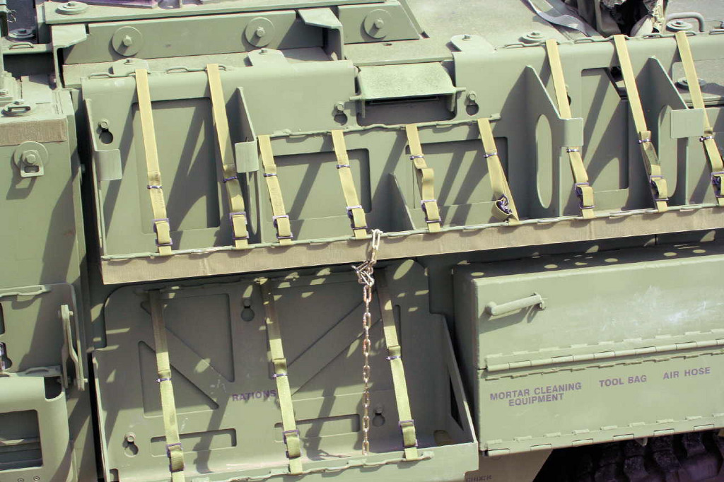 미육군 M1129 Stryker Mortar Carrier - Ⅱ 정보 & 자료실 - 미라지의 콤프방