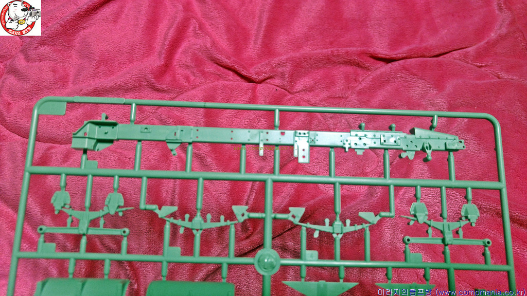 M915 Tractor with M872 Flatbed trailer & 40FT Container # 01015 [1/35th ...