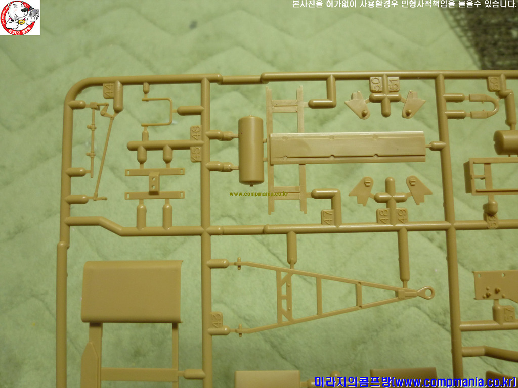 German 18 Ton Heavy Half-Track Famo and Tank Transporter Sd.Ah.116 ...