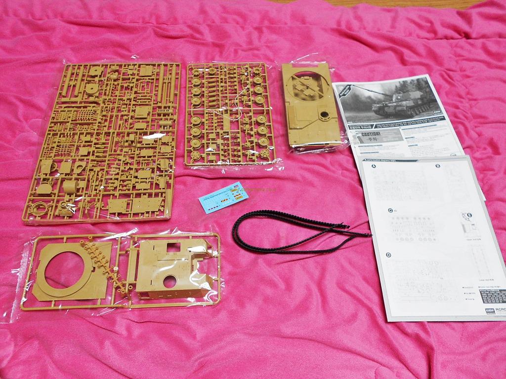 K9 FIN Moukari, SELF-PROPELLED HOWITZER #13519 [1/35 ACADEMY MADE IN ...