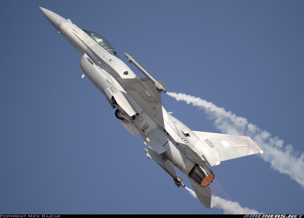 F-16 FALCON 의 최종진화형 F-16 Block 60 E/F Desert Falcon PT2 - Ⅱ 정보 & 자료실 ...