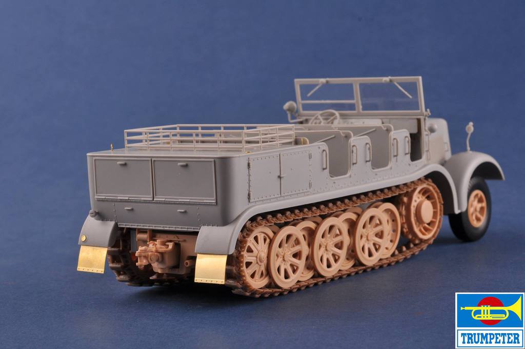 Sd.Kfz.8 (DB9)Half-Track Artillery Tractor # 09538 [1/35th Trumpeter ...