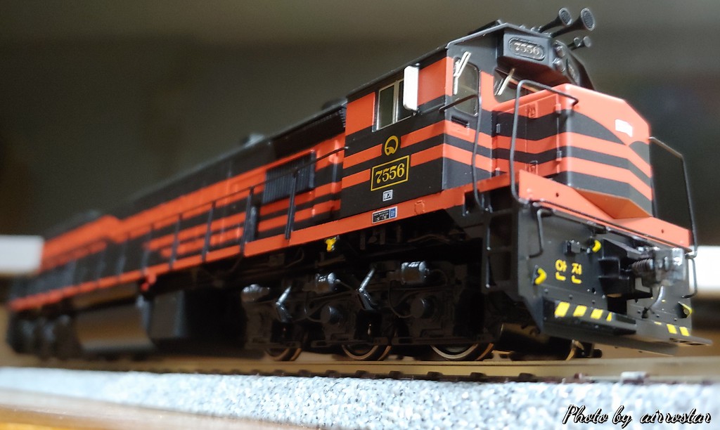 GT26CW 호랑이 #7556호 - ⓒ 철도수집 - Rail+ 철도동호회