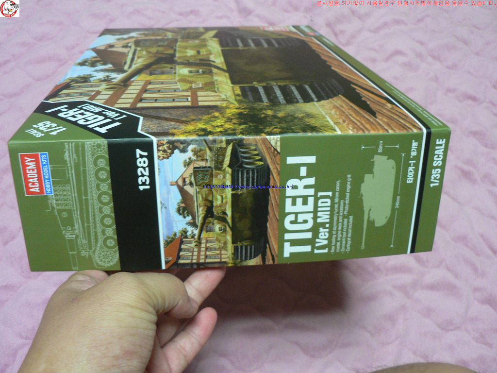 GERMAN TIGER-I ' Ver. MID" #13287 [1/35th ACADEMY MADE IN KOREA] PT1 ...