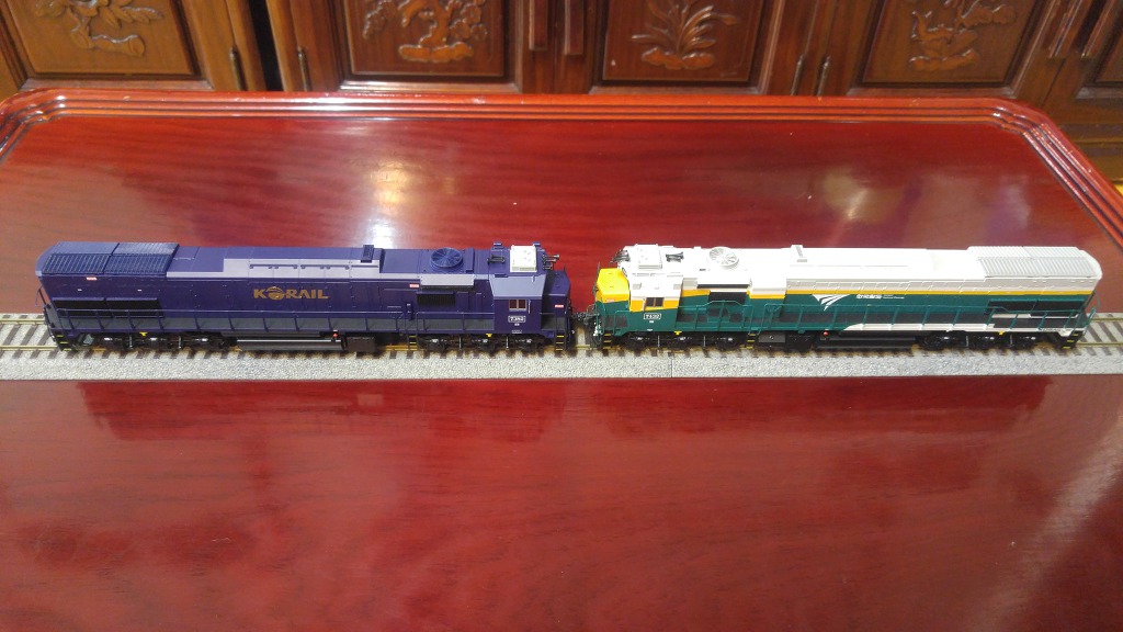 EMD GT26CW-2 #7432 + #7382 디젤전기기관차 - ⓒ 철도수집 - Rail+ 철도동호회