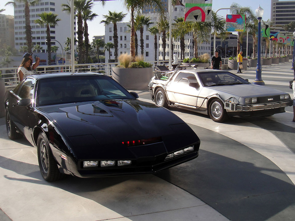 [geektyrant] 나이트 라이더 키트와 백투더 퓨쳐 드로리언의 콜라보, knight rider delorean time ...