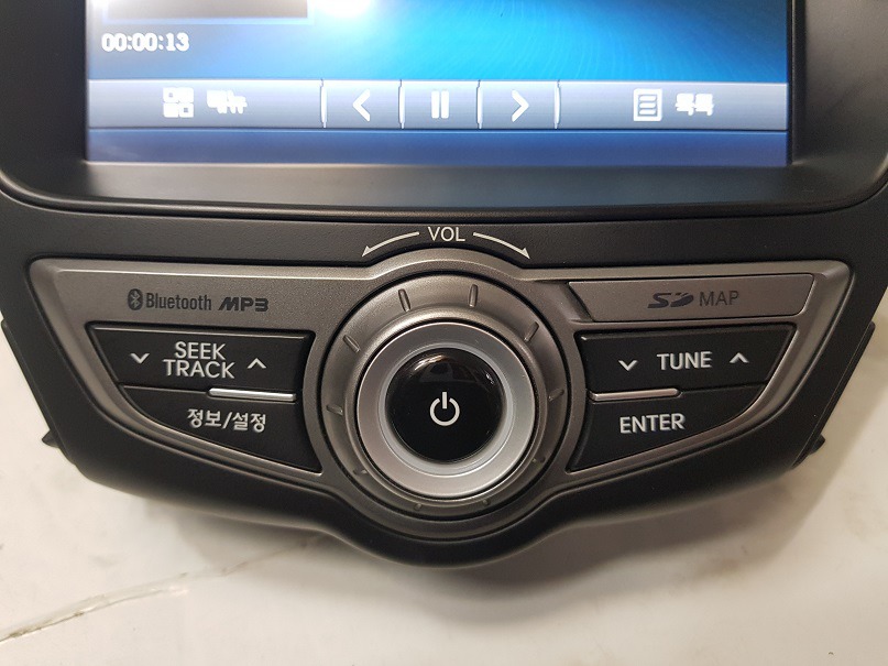 더뉴아반떼MD 13년식 순정 AVN 오디오 / 96560-3X315SA5 - 카오디오 앰프 AV 네비 - 자동차 중고부품 SM모터스