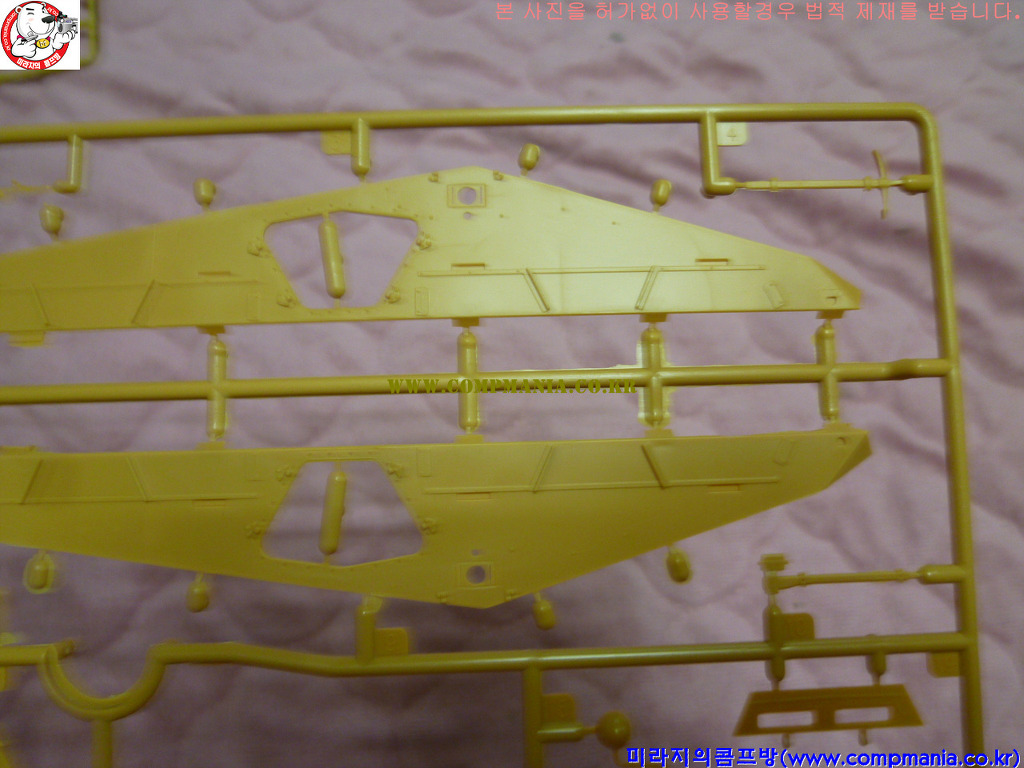 Sd.Kfz.263 Panzerfunkwagen # AF35263 [1/35 AFV Club MADE IN TAIWAN] PT2 ...