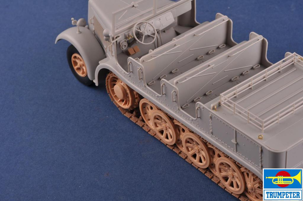 Sd.Kfz.8 (DB9)Half-Track Artillery Tractor # 09538 [1/35th Trumpeter ...