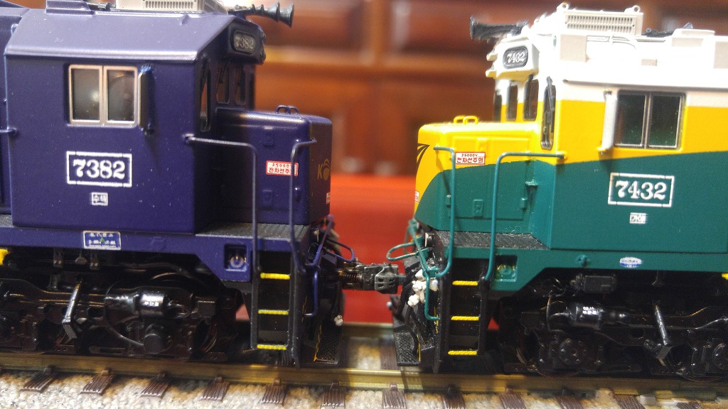 EMD GT26CW-2 #7432 + #7382 디젤전기기관차 - ⓒ 철도수집 - Rail+ 철도동호회