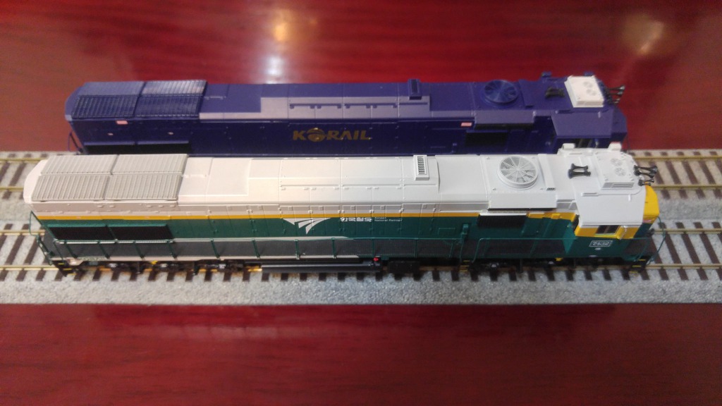 EMD GT26CW-2 #7432 + #7382 디젤전기기관차 - ⓒ 철도수집 - Rail+ 철도동호회