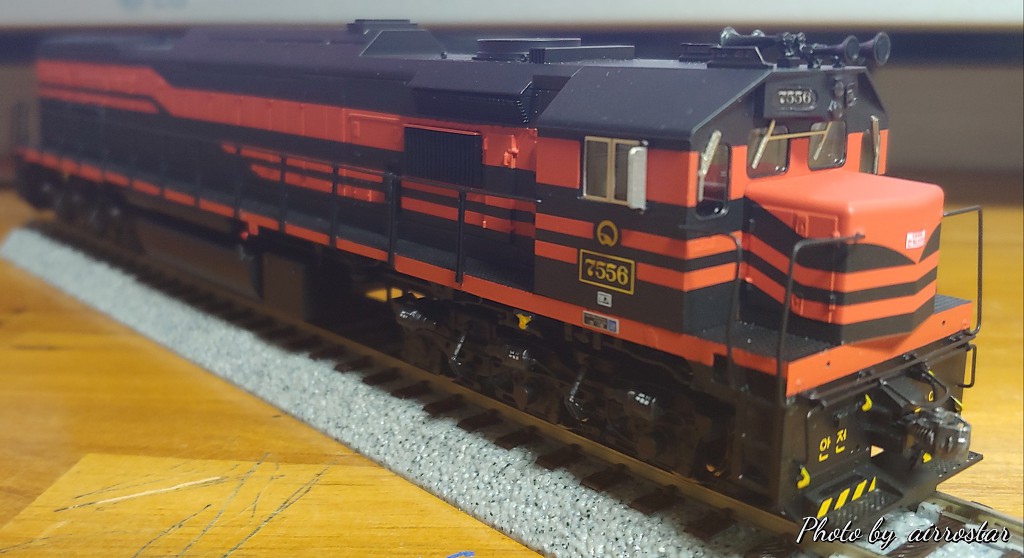 GT26CW 호랑이 #7556호 - ⓒ 철도수집 - Rail+ 철도동호회