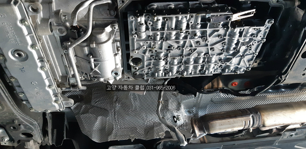 C클래스W205- DPF 크리닝. 흡기 크리닝. 배터리(리튬이온).벨트셋트.밋션 오일 - 수입차 - 정비 사례 - 고양자동차클럽