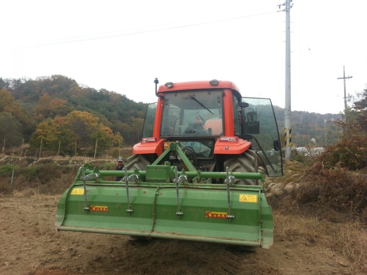 PX1000C 로타리 작업설명 (TG120 퍼킨스엔진) - 트랙터 사진 및 사양 - 대동농기계카페