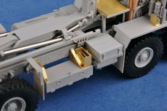 M1120 HEMTT Load Handing System (LHS) #01053 [1/35th Trumpeter Made in ...