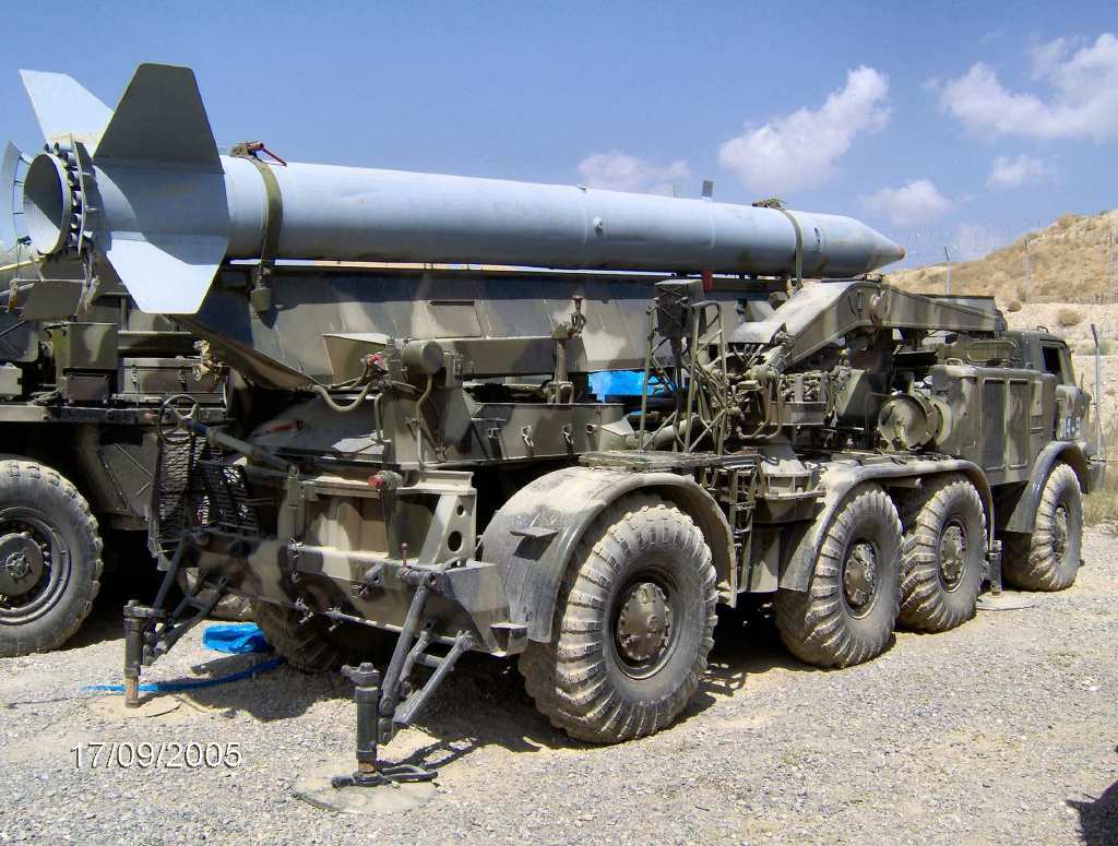 Russian 9P113 TEL w/9M21 Rocket of 9K52 Luna-M Short-range artillery ...