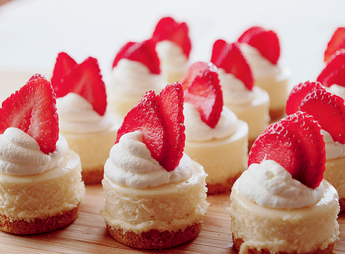 딸기 먹을래? [BGM 有] - 악플달면 쩌리쩌려버려 - ＊여성시대＊ 차분한 20대들의 알흠다운 공간