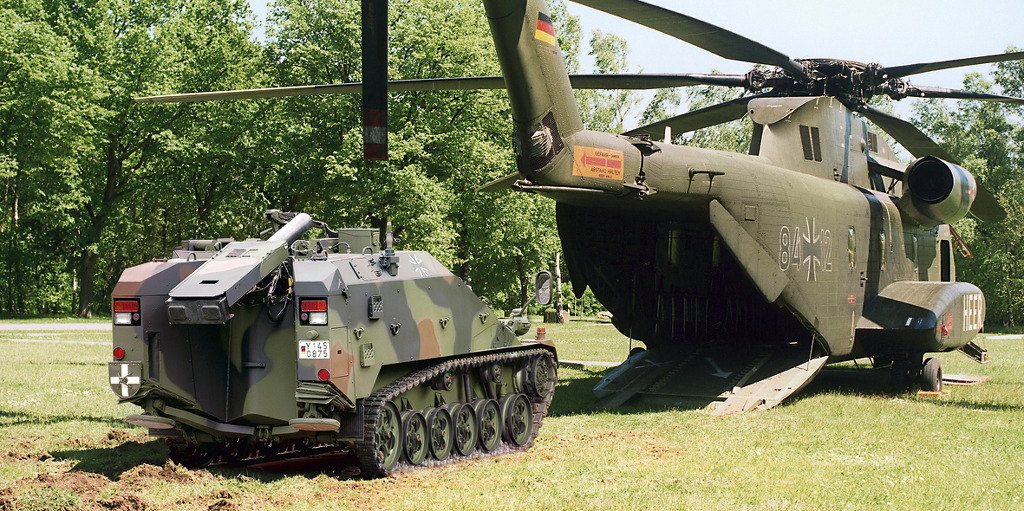 Wiesel 2 LeFlaSys (Ozelot & AFF & BFUF) # 03205 [1/35 th Revell MADE IN ...